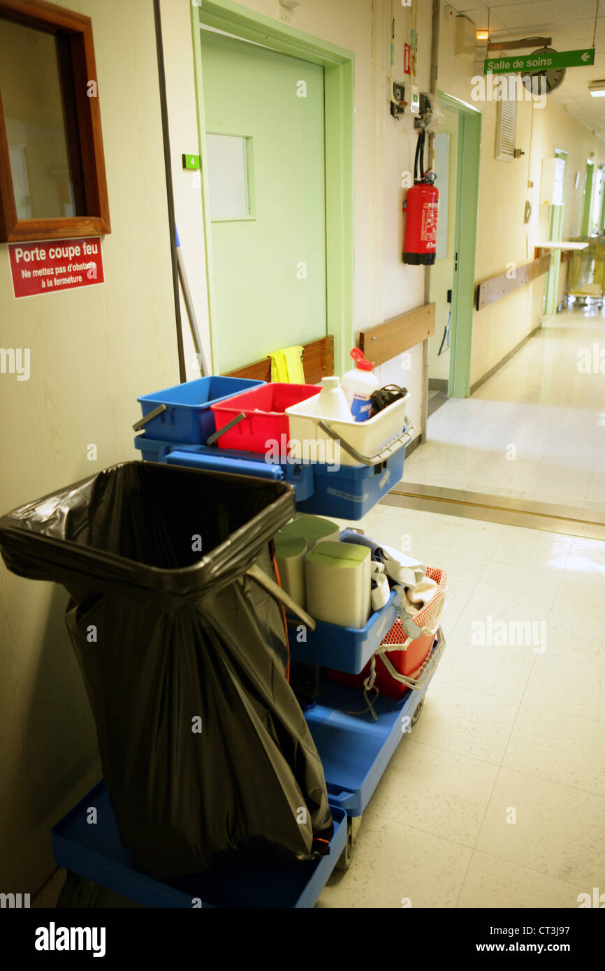 INTERIOR OF A HOSPITAL Stock Photo - Alamy