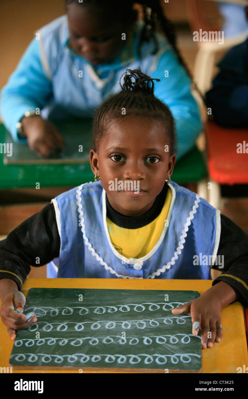 African schools hi-res stock photography and images - Alamy
