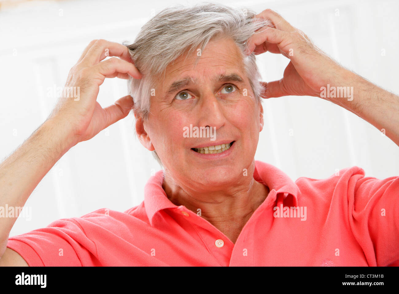 Itching elderly person hi-res stock photography and images - Alamy