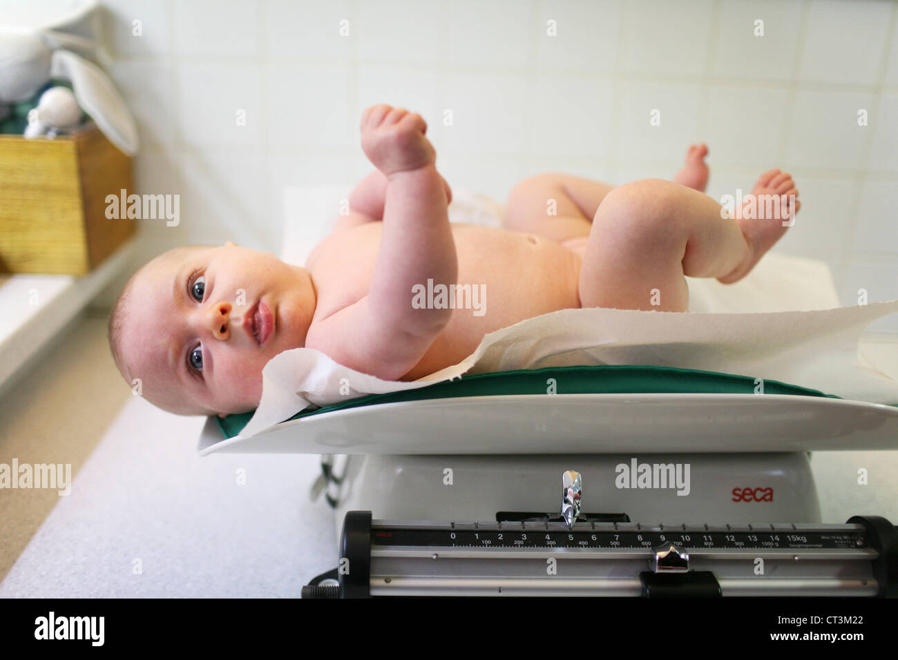 Measure length infant hi-res stock photography and images - Alamy