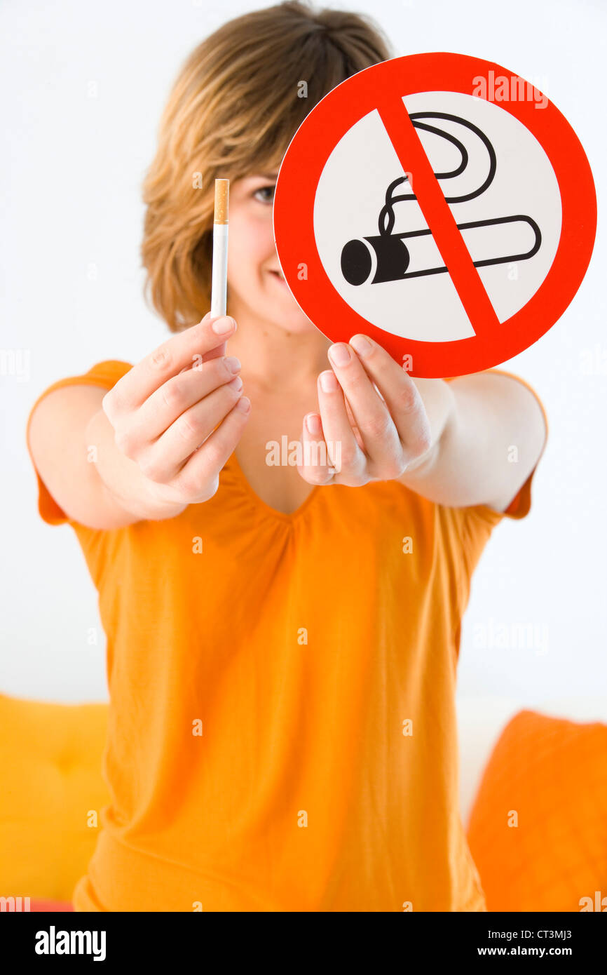 No smoking symbols hi-res stock photography and images - Alamy
