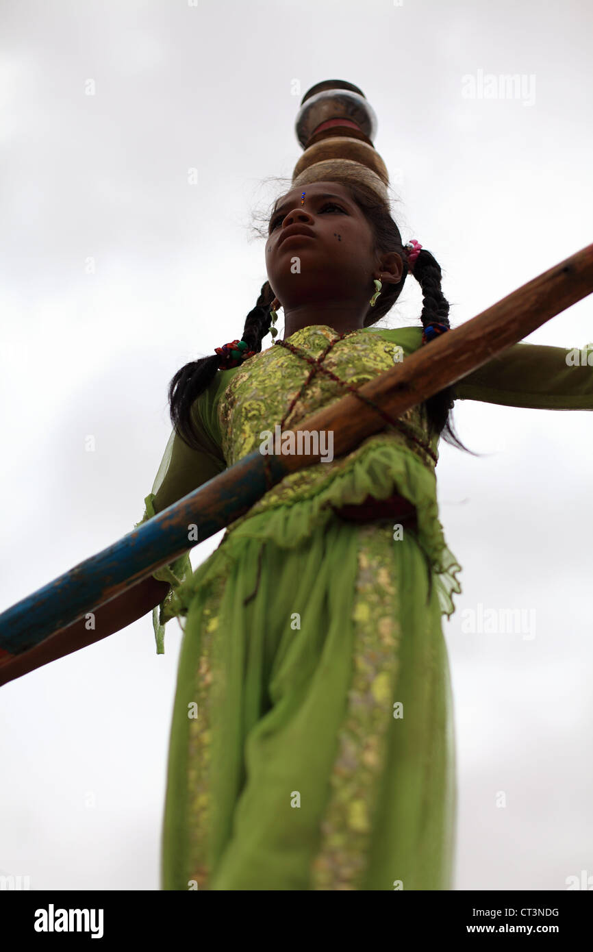 Circus artist hi-res stock photography and images - Alamy