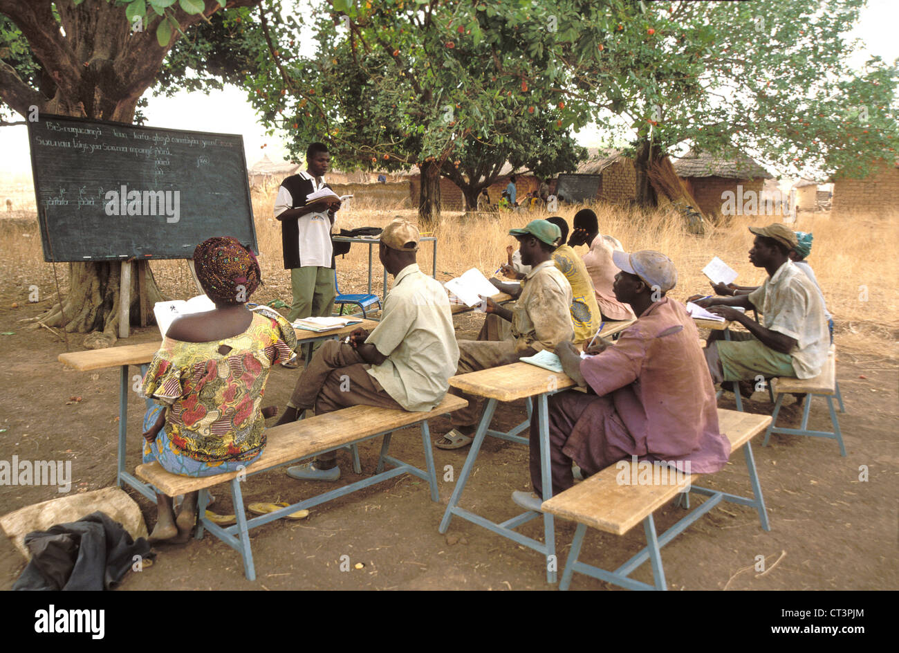 TEACHING IN AFRICA Stock Photo - Alamy