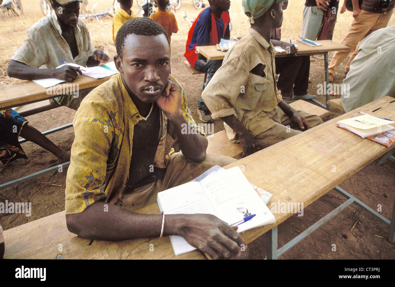TEACHING IN AFRICA Stock Photo - Alamy