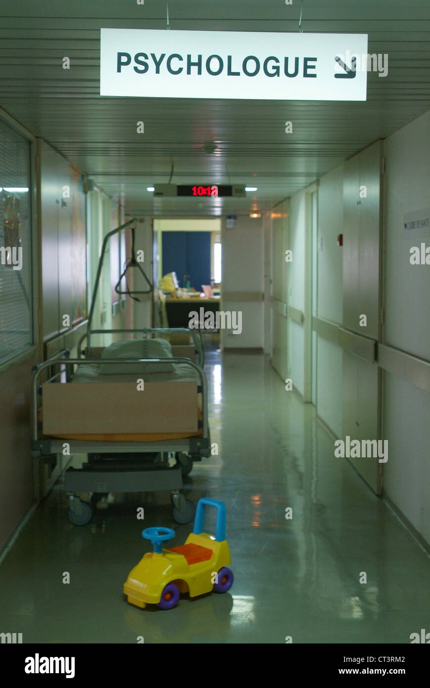 INTERIOR OF A HOSPITAL Stock Photo - Alamy