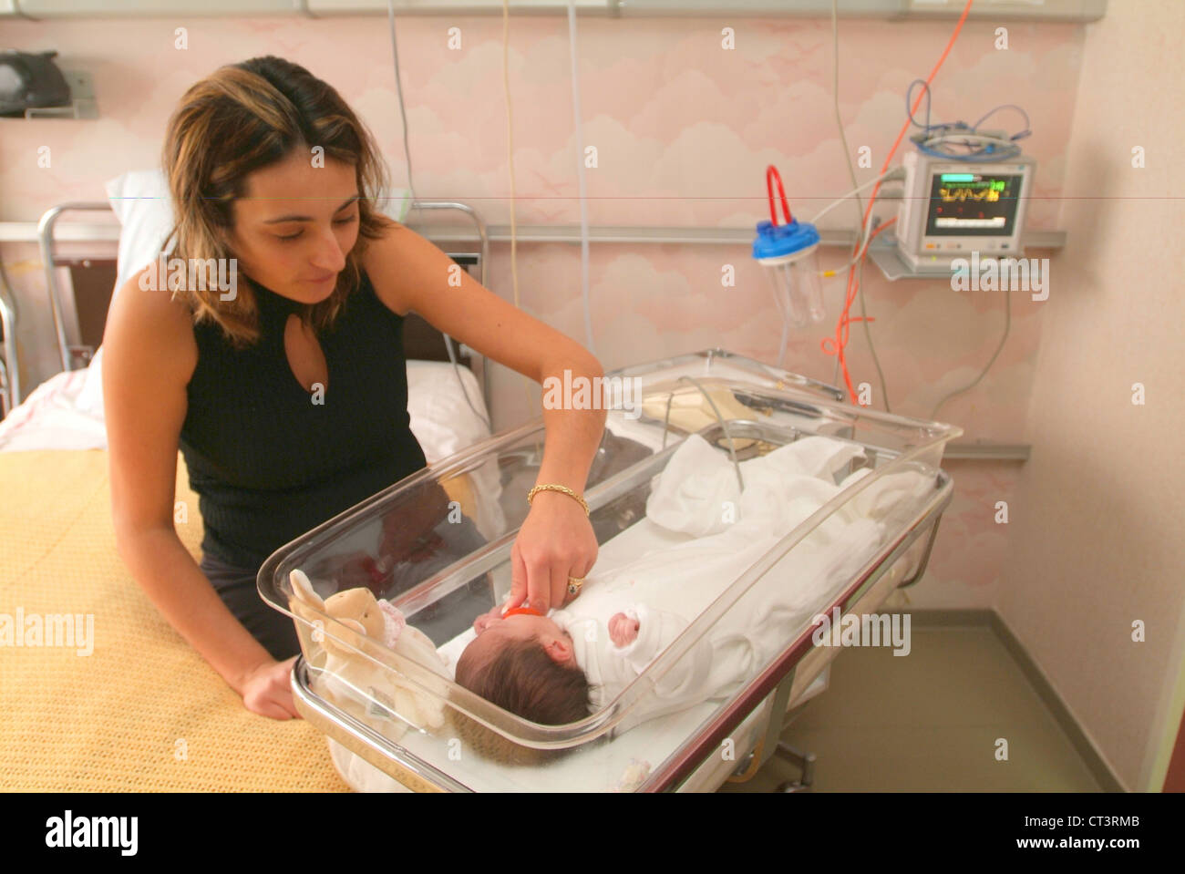 NEWBORN HOSPITAL PATIENT Stock Photo - Alamy