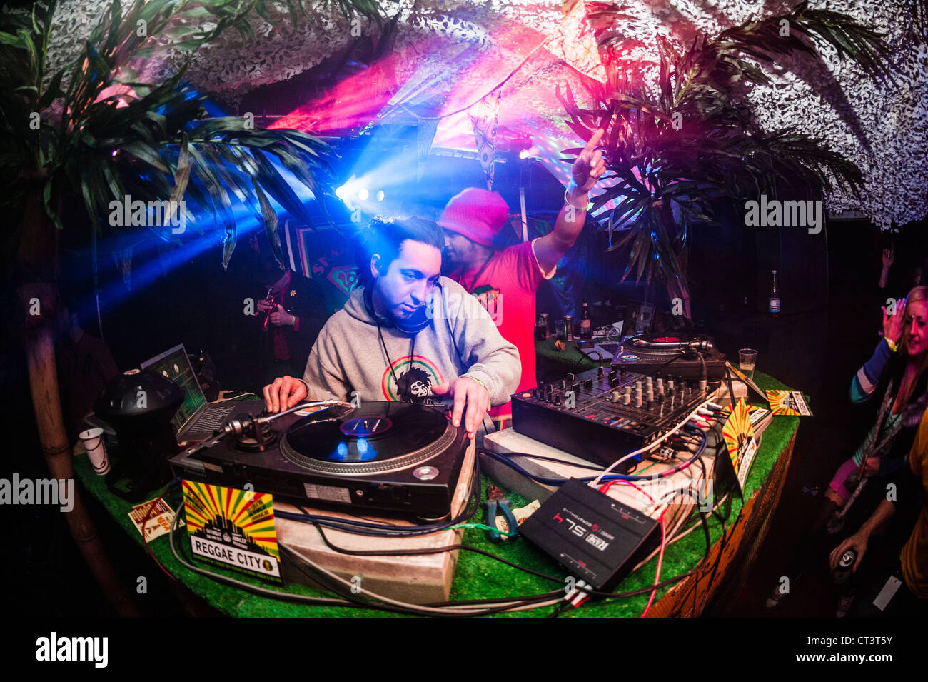 Djing hi-res stock photography and images - Alamy