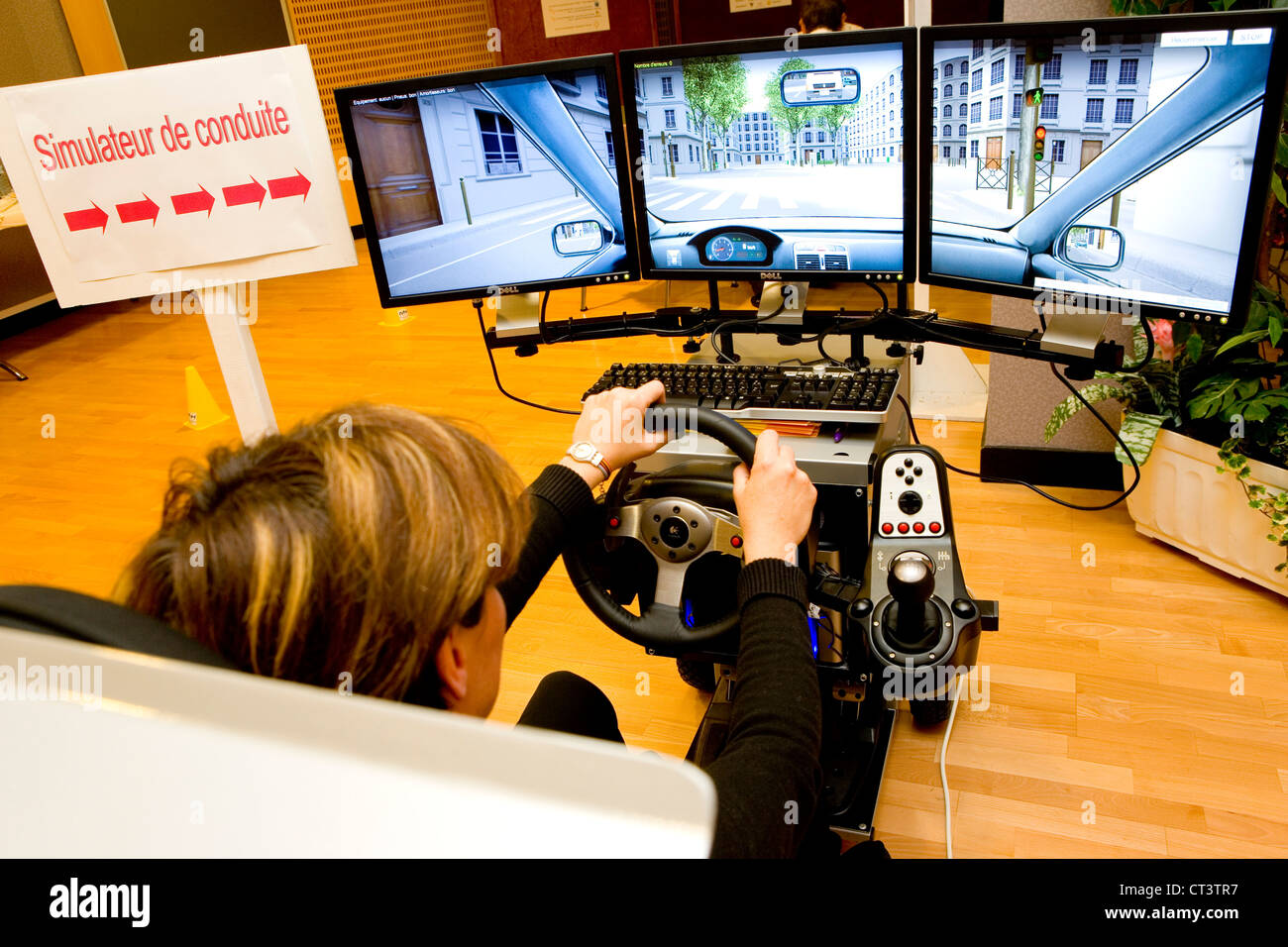 AUTOMOBILE, DRIVING SIMULATOR Stock Photo - Alamy