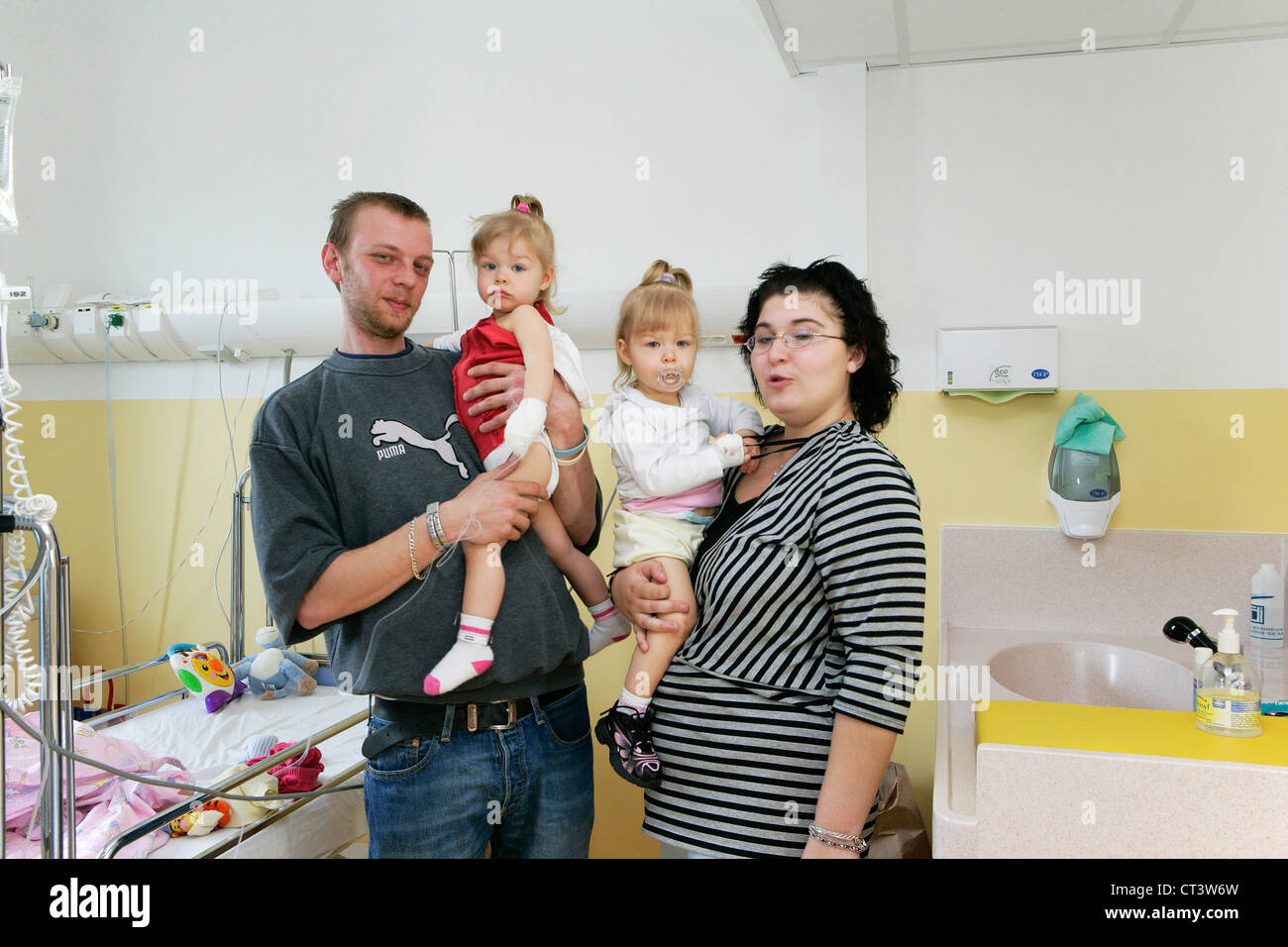 CHILD HOSPITAL PATIENT Stock Photo - Alamy