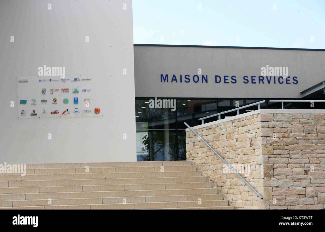 MAISON DES SERVICES Stock Photo - Alamy