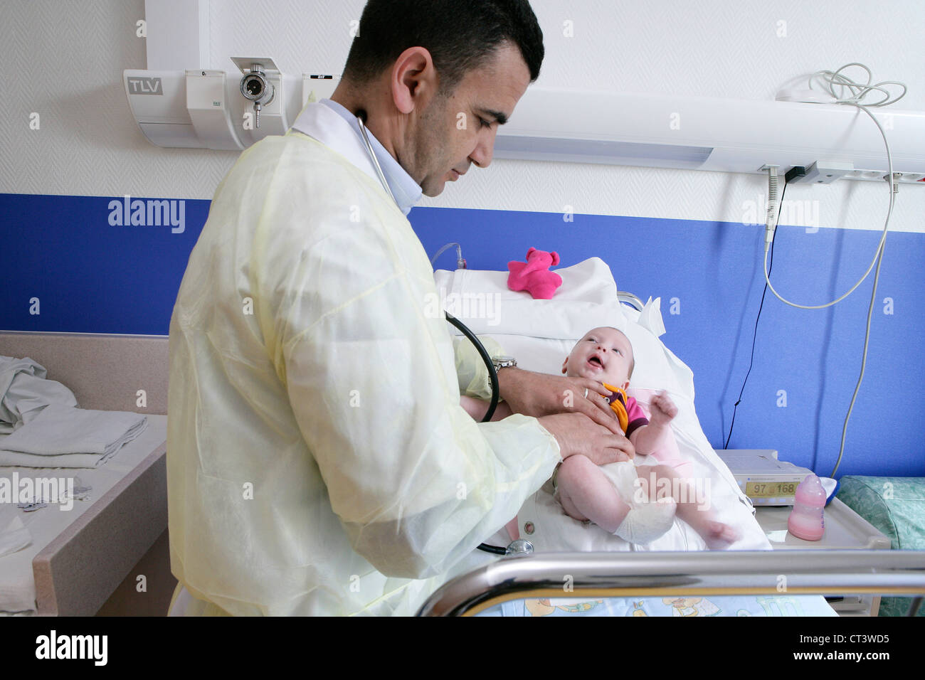 ABDOMEN SEMIOLOGY INFANT Stock Photo - Alamy