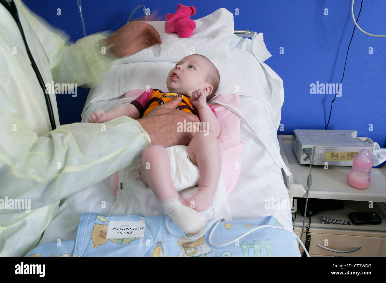 ABDOMEN SEMIOLOGY INFANT Stock Photo - Alamy