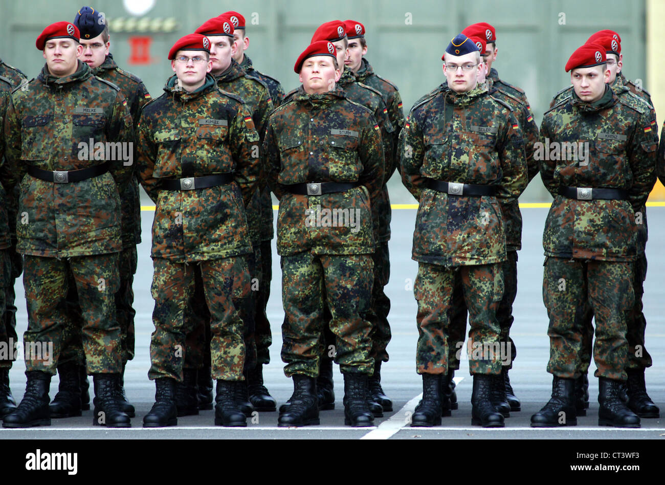 Red army berlin hi-res stock photography and images - Alamy