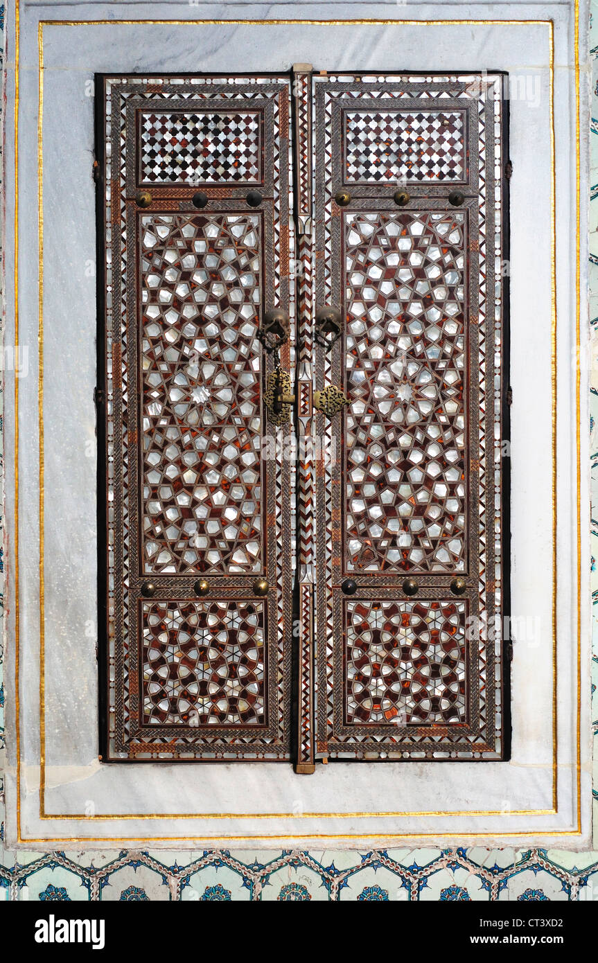 Turkey, Istanbul, Topkapi, Palace, Window Stock Photo - Alamy