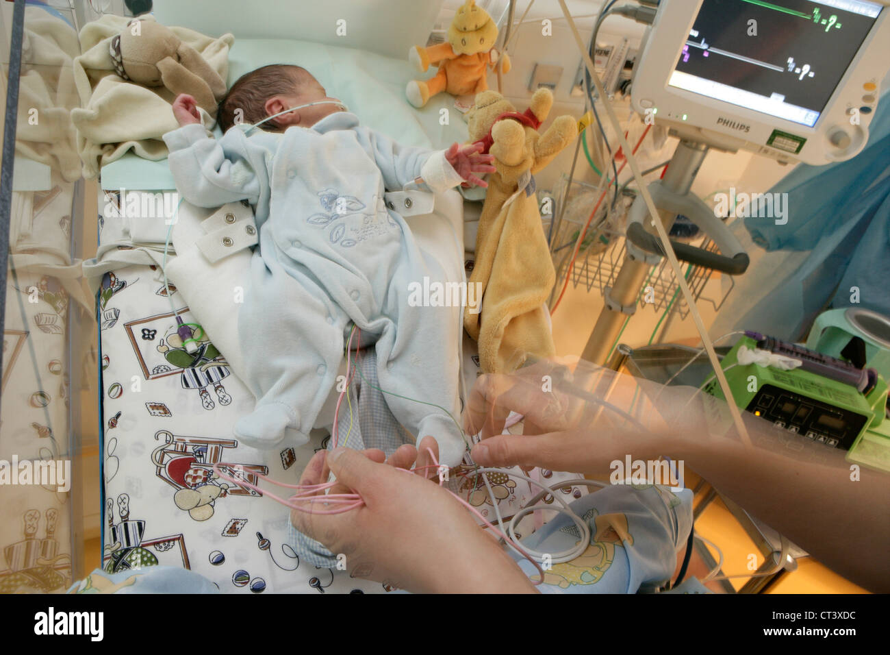 PREMATURE BABY, CARE Stock Photo - Alamy
