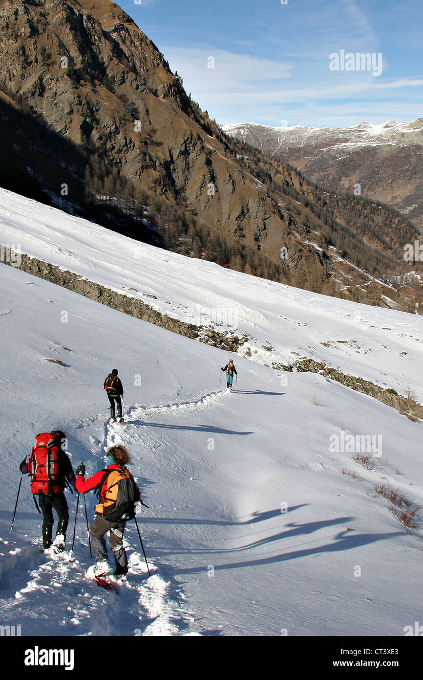 Hiking and trekking activities and hobbies hi-res stock photography and ...
