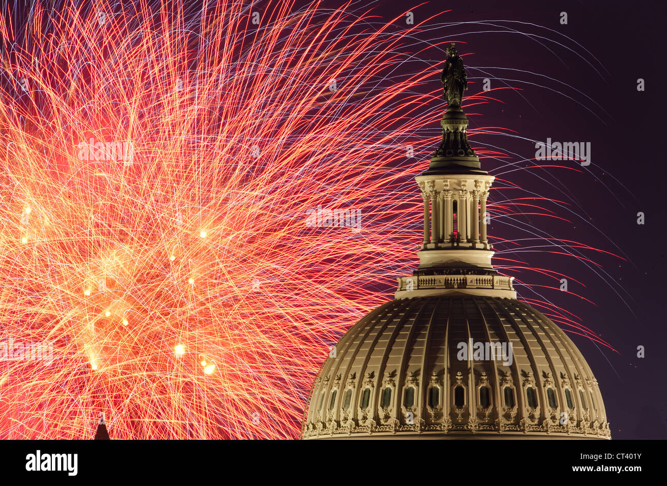 Us capitol dome fireworks hi-res stock photography and images - Alamy