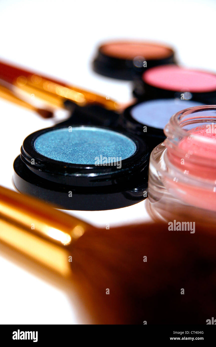 Cosmetic still life hi-res stock photography and images - Alamy