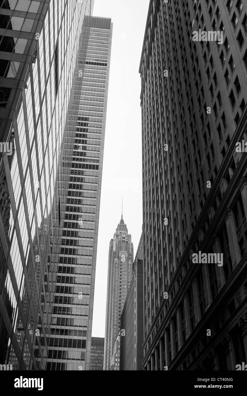 Very tall buildings Black and White Stock Photos & Images - Alamy
