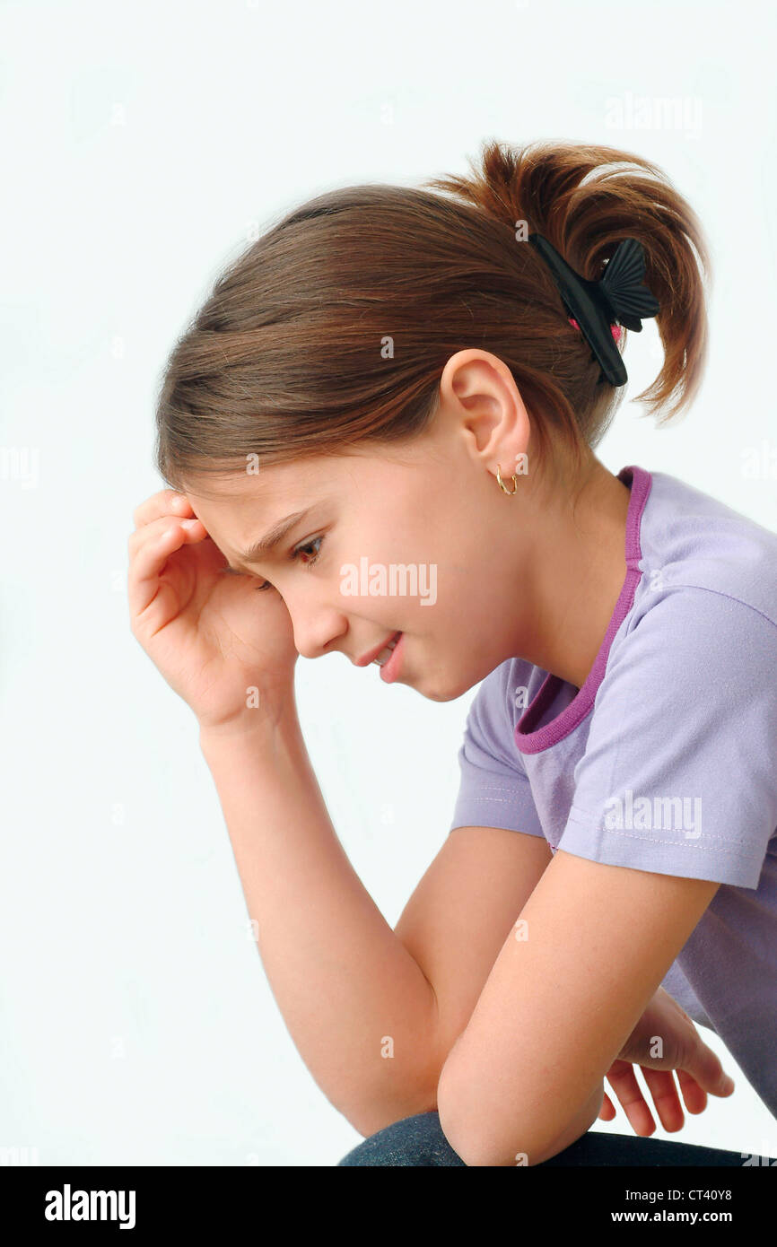 Distressed child hi-res stock photography and images - Alamy