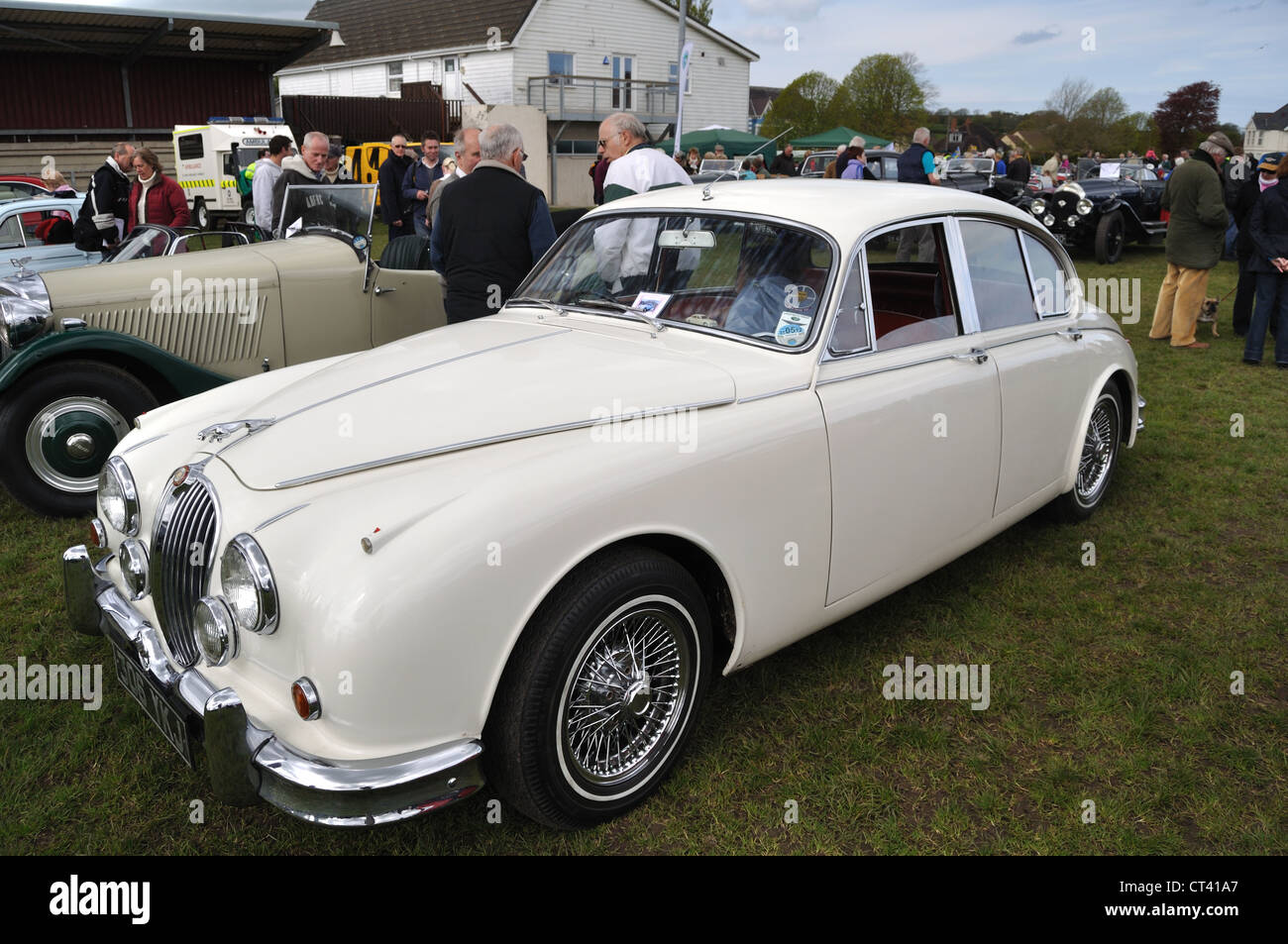 Jaguar mk ii hi-res stock photography and images - Alamy