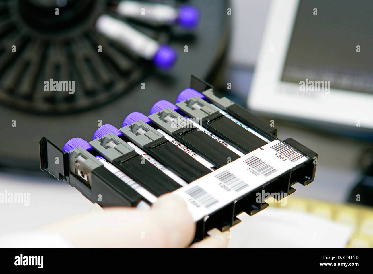 Code analyzer hi-res stock photography and images - Alamy