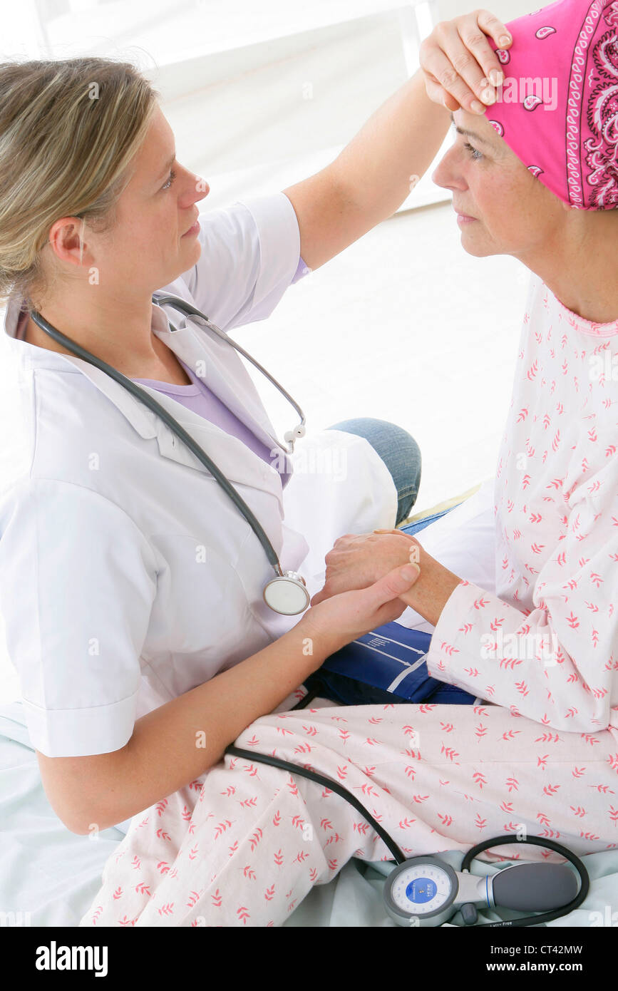 CANCER, ELDERLY PERSON HOSPITAL Stock Photo - Alamy