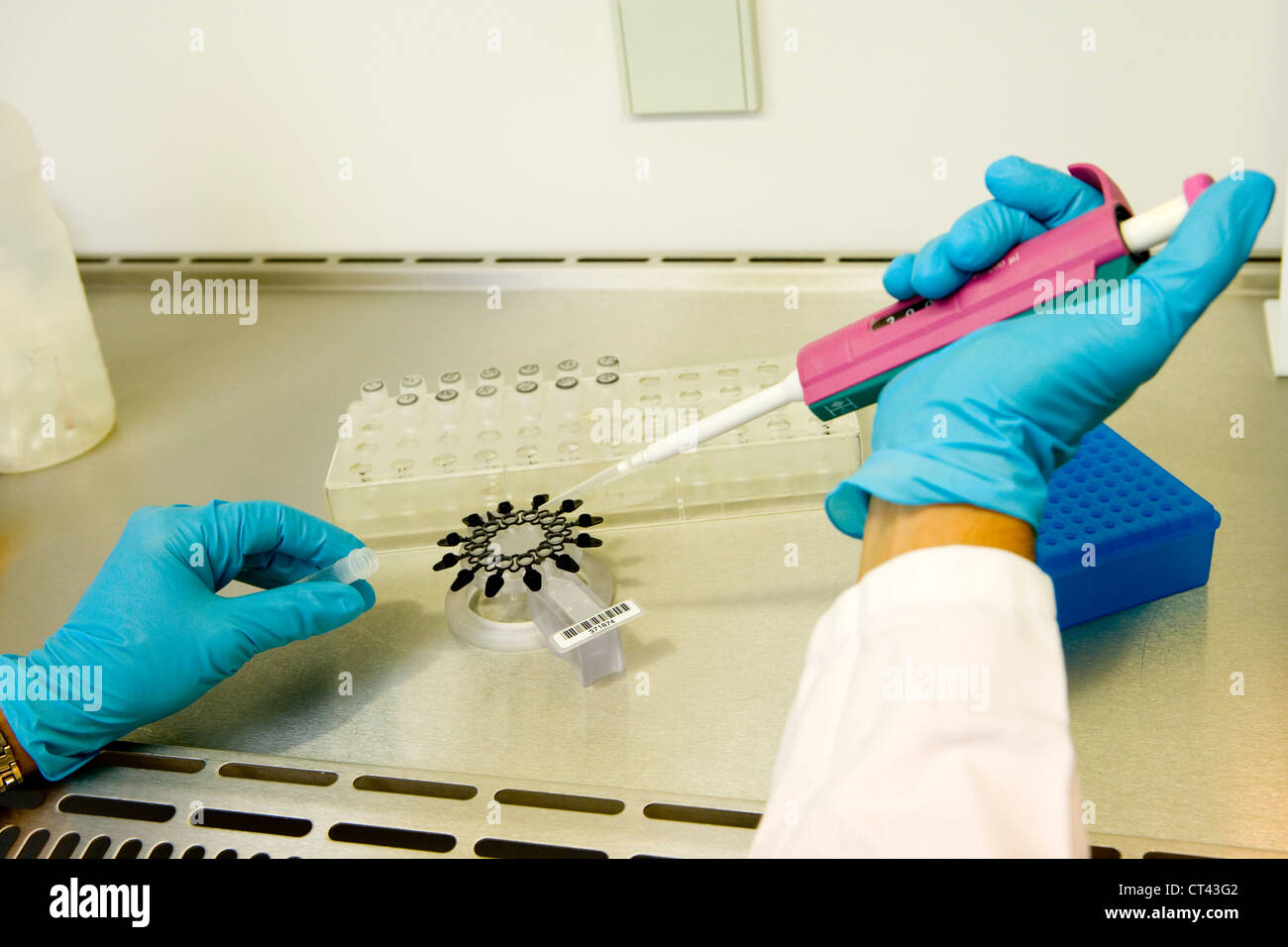 Pcr single hi-res stock photography and images - Alamy