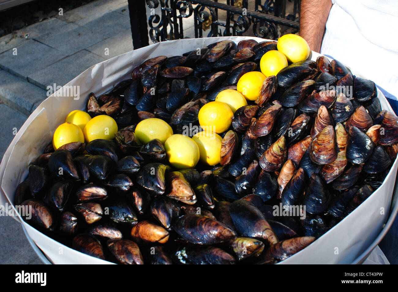 Turkey, Istanbul, Street Food, Mussels and Lemon in Outdoor Food Stand ...