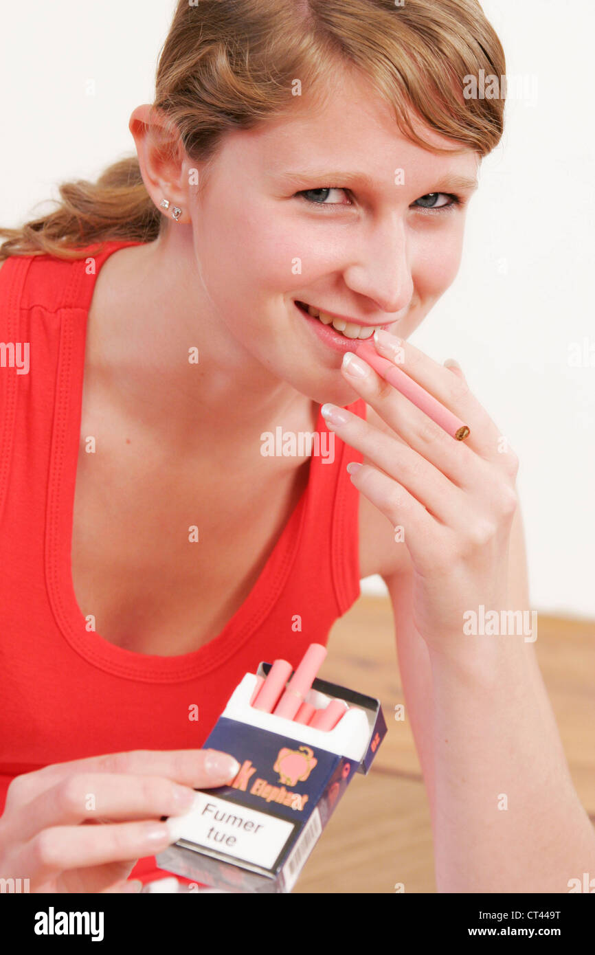 12 Year Old Girl Smoking High Resolution Stock Photography and Images ...