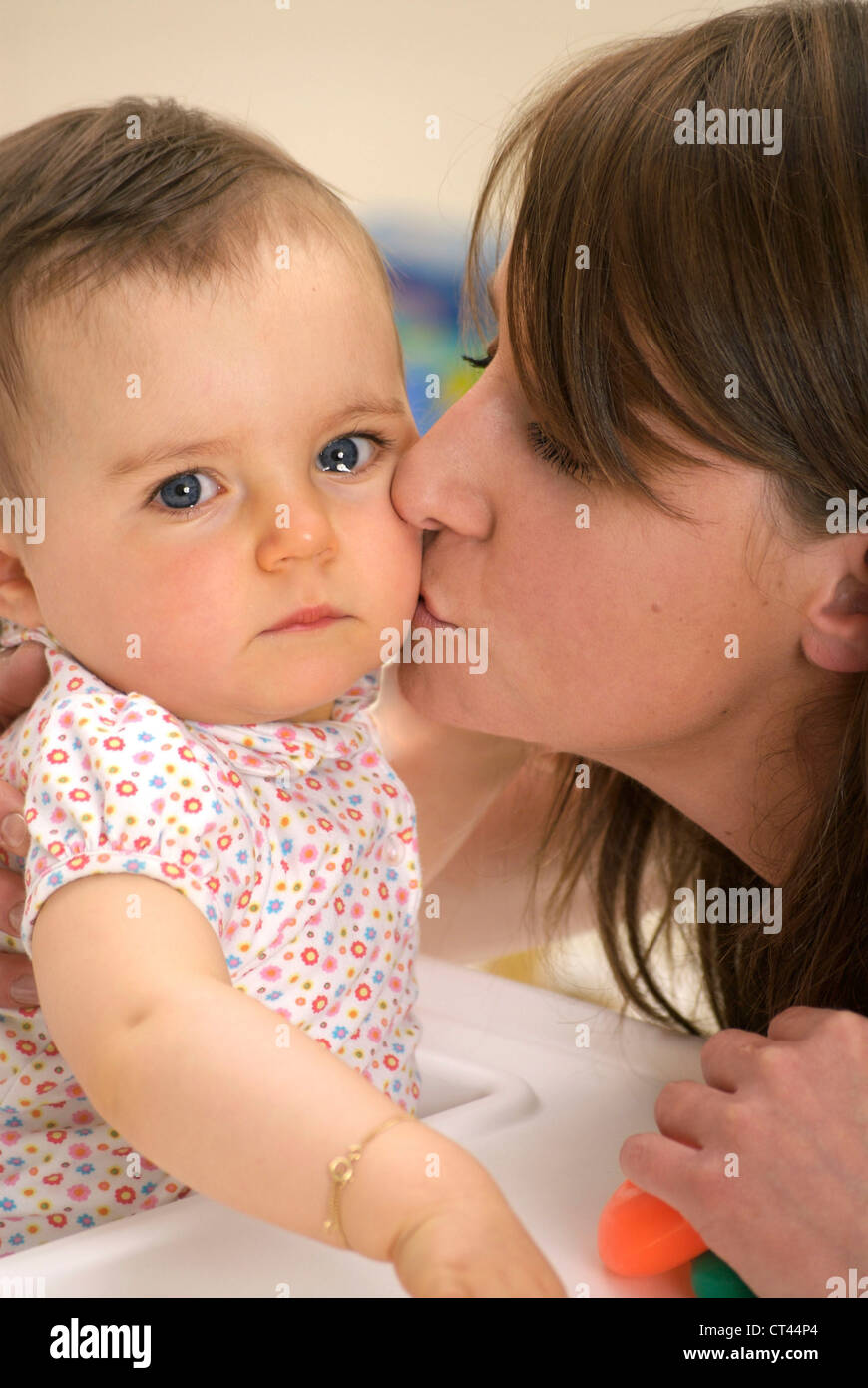 MOTHER & CHILD Stock Photo - Alamy