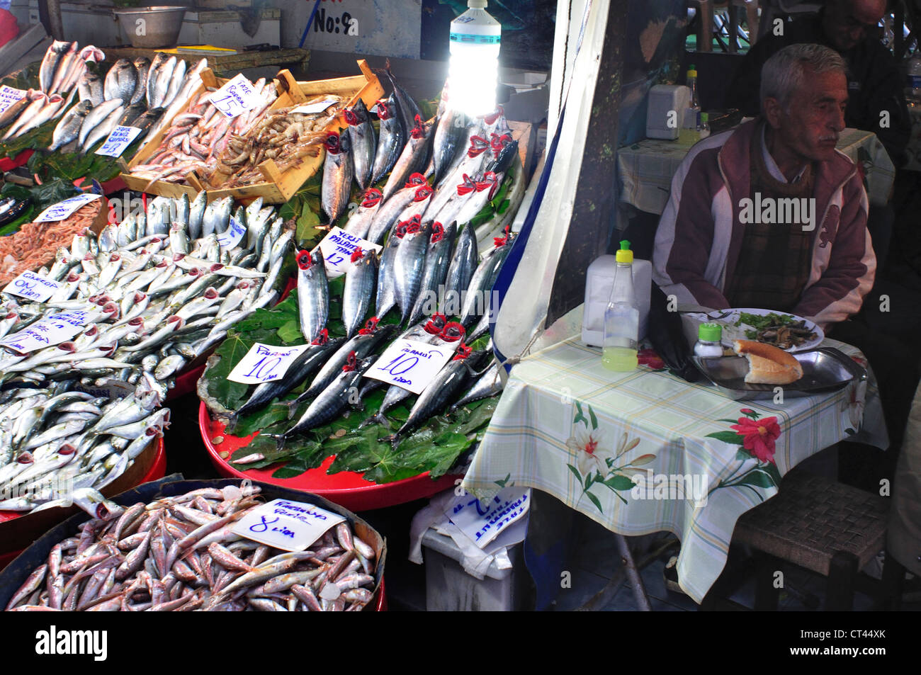 Turkey, Istanbul, Fish Market near Galata Bridge Stock Photo - Alamy