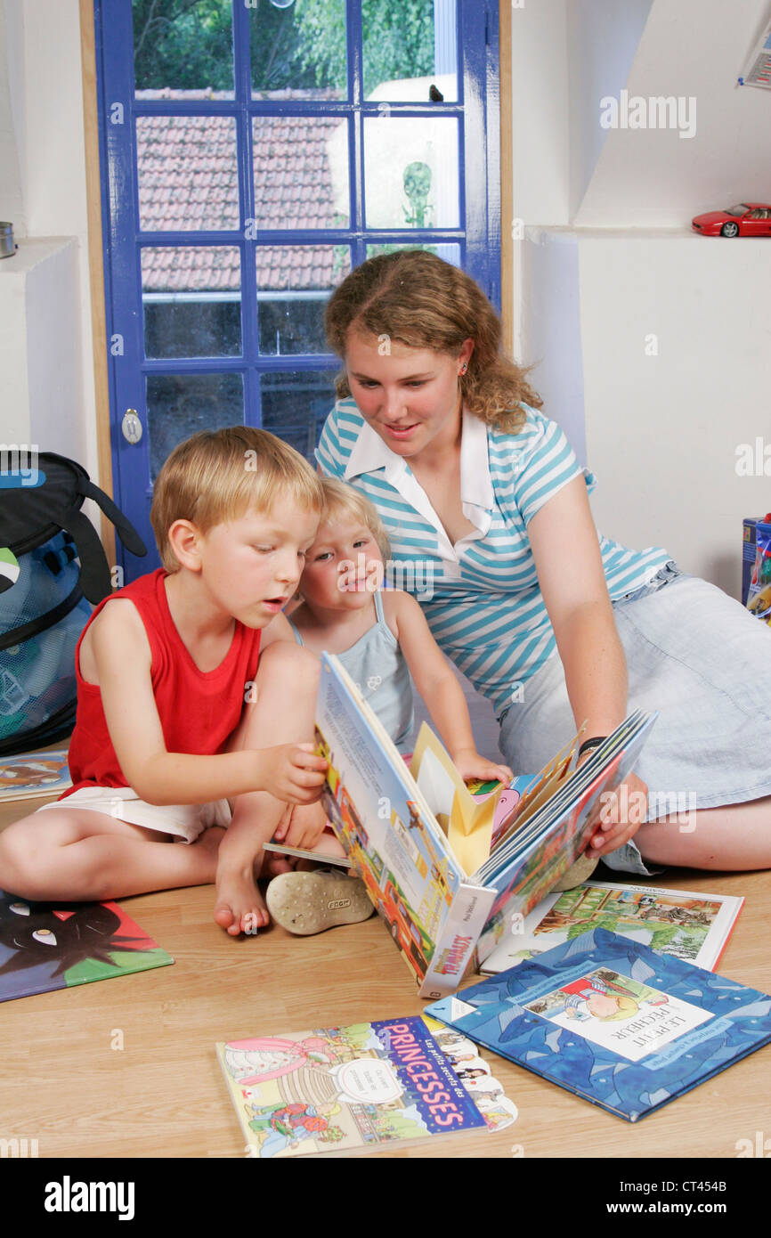 Youthful babysitter hi-res stock photography and images - Alamy