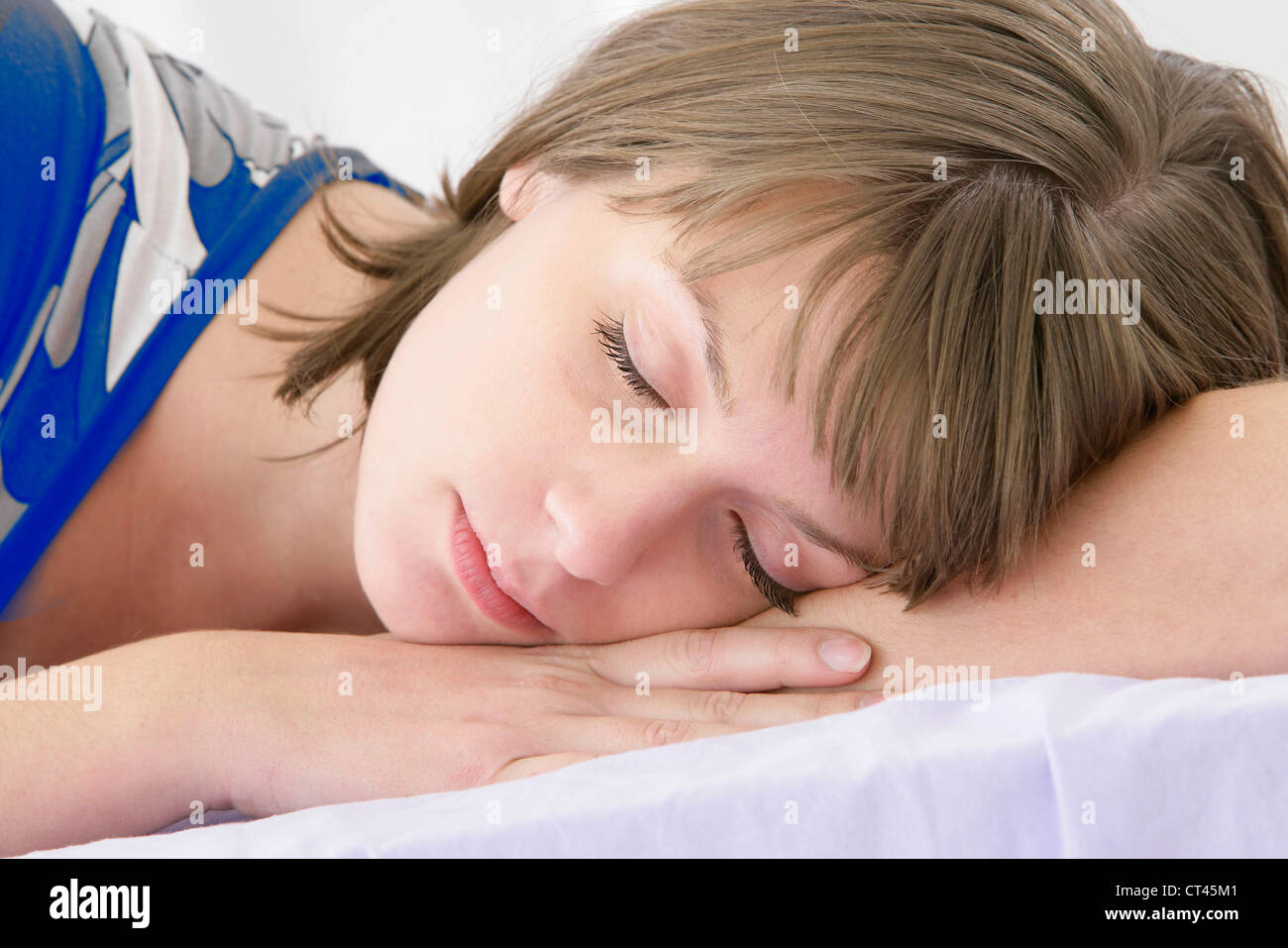 18 years old girl sleeping hi-res stock photography and images - Alamy