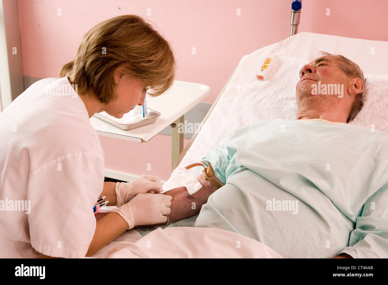 BLOOD SPECIMEN, ELDERLY PERSON Stock Photo - Alamy