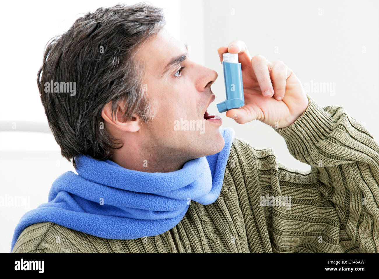 ASTHMA TREATMENT, MAN Stock Photo - Alamy