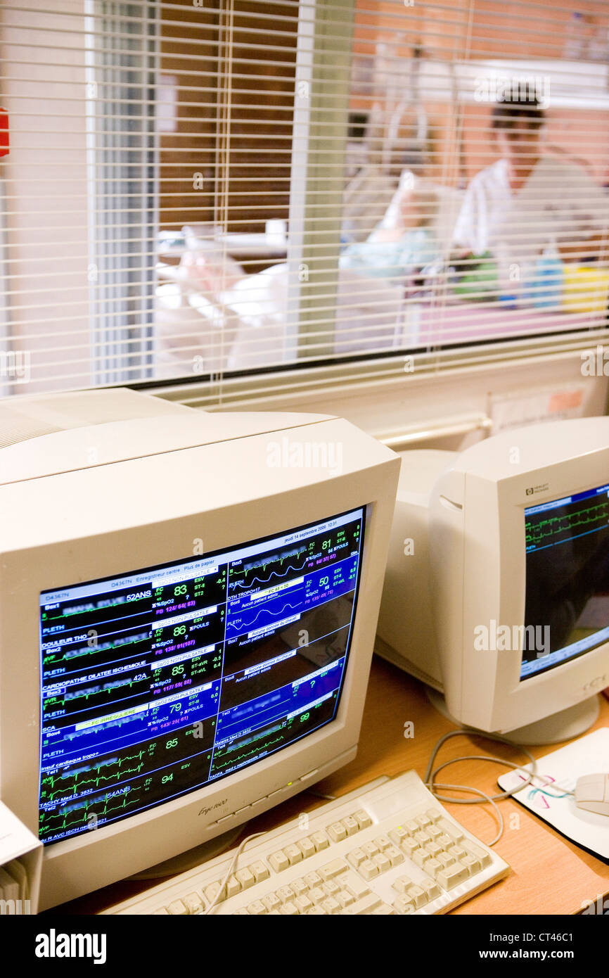 INTERIOR OF A HOSPITAL Stock Photo - Alamy