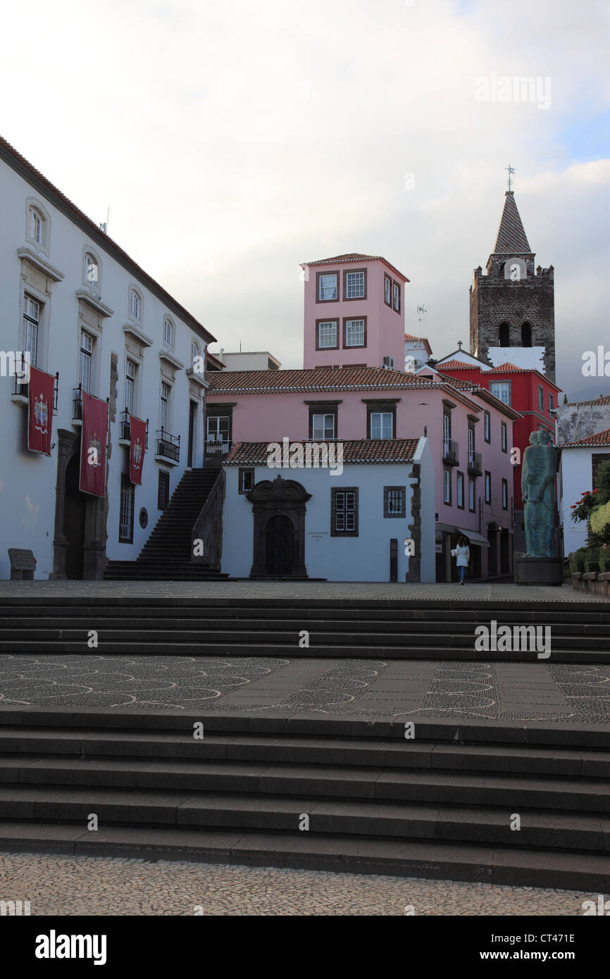 Harbour wall funchal madeira hi-res stock photography and images - Alamy