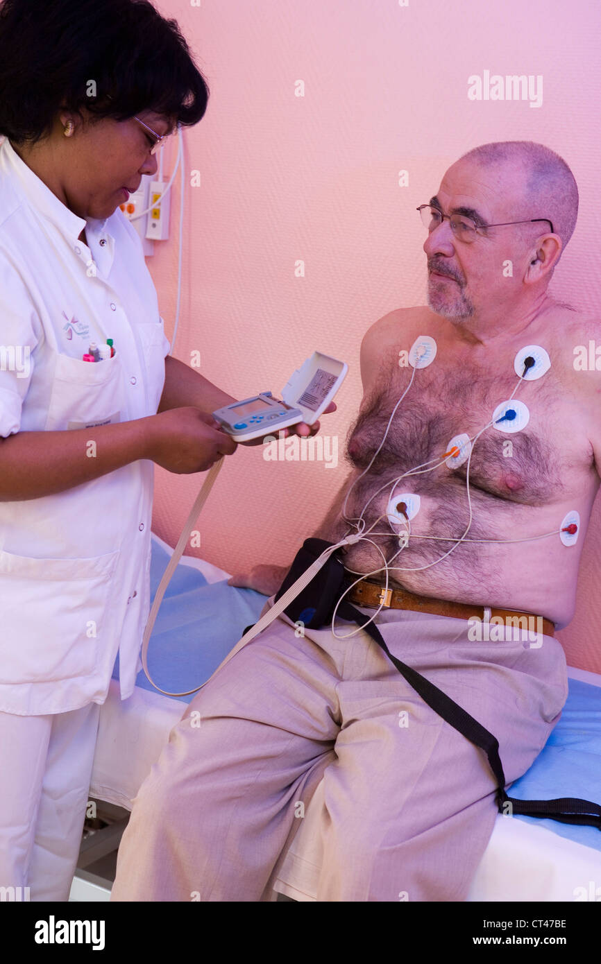 Monitor de ecg hi-res stock photography and images - Alamy