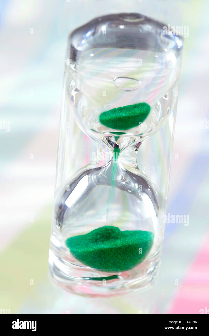 Sandglasses hi-res stock photography and images - Alamy