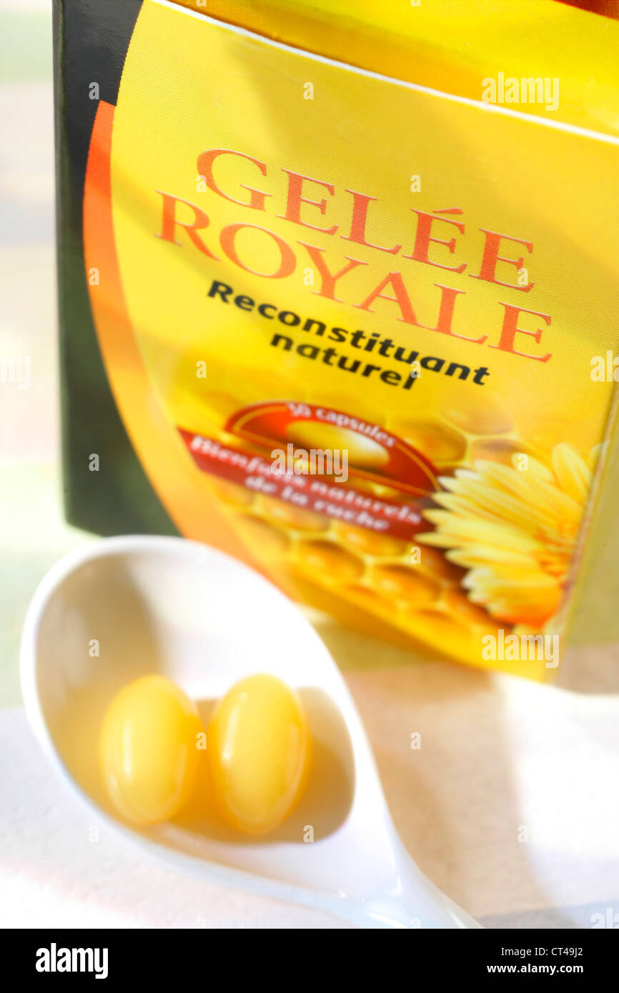 Gelee royale hi-res stock photography and images - Alamy