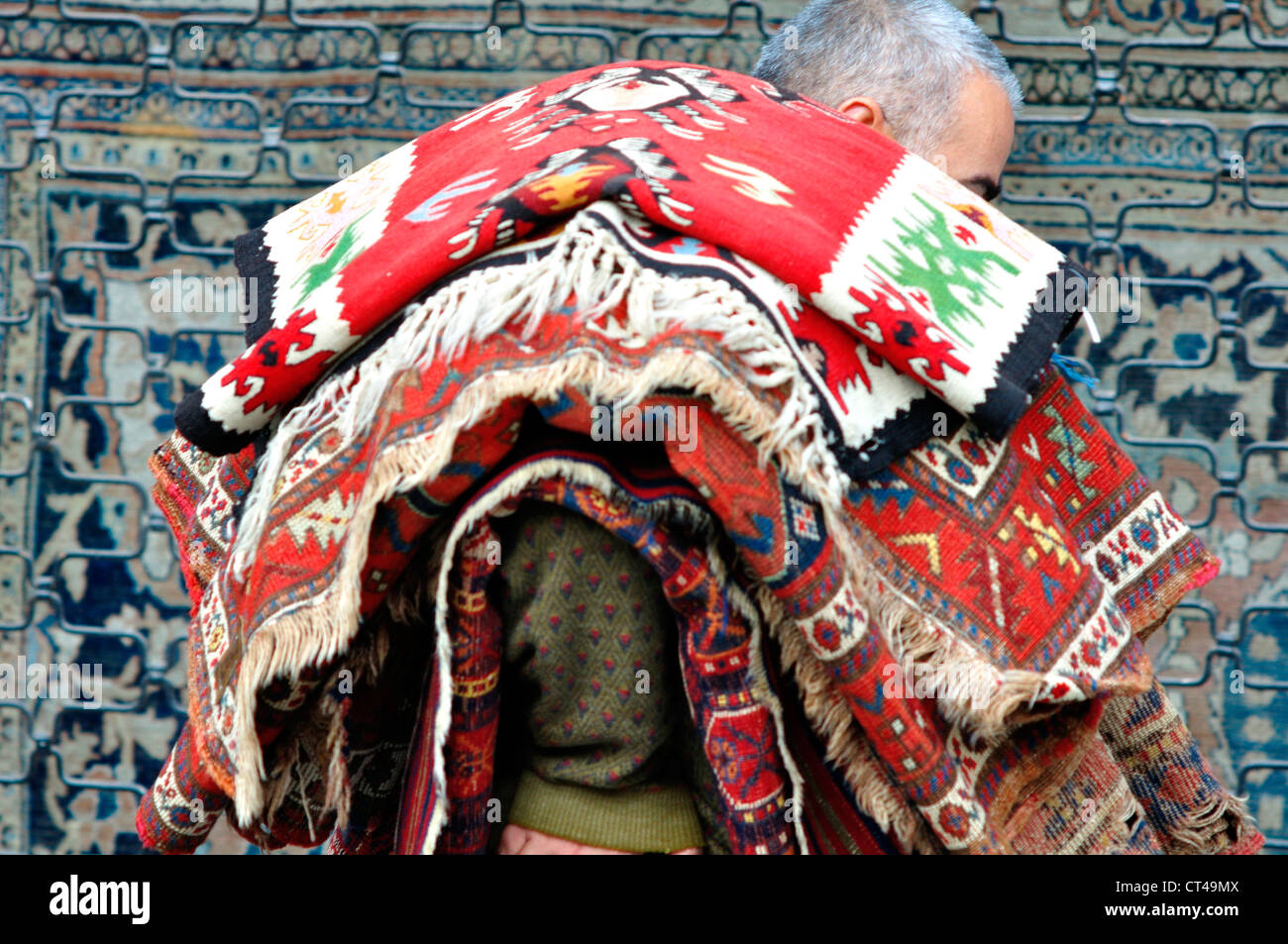 Turkey, Istanbul, a Man Carrying Carpet Stock Photo - Alamy