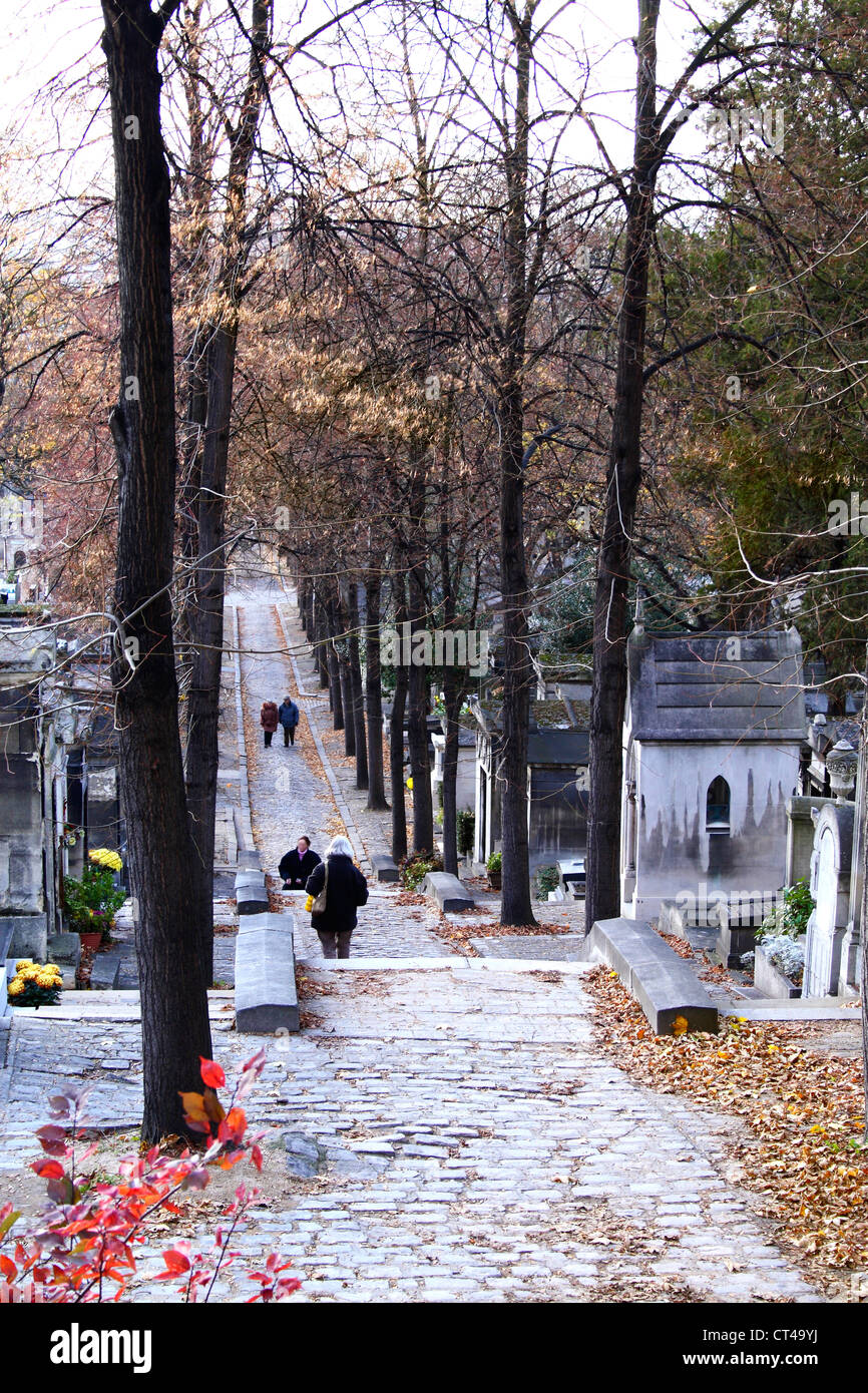 Cemetery paths hi-res stock photography and images - Alamy