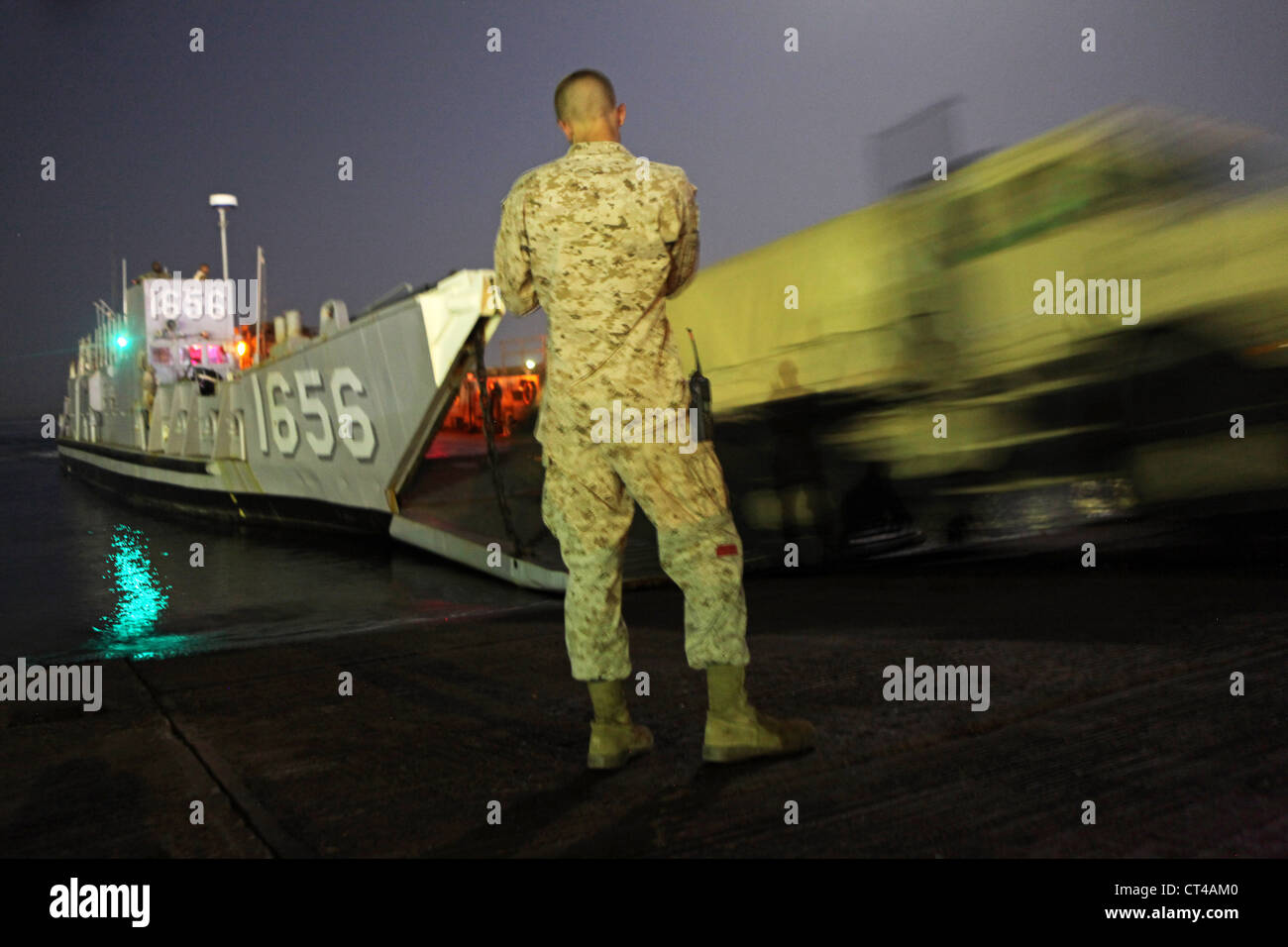 Kuwait naval base hi-res stock photography and images - Alamy