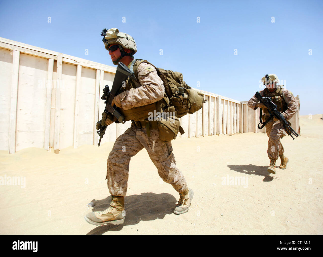 Area support group kuwait hi-res stock photography and images - Alamy