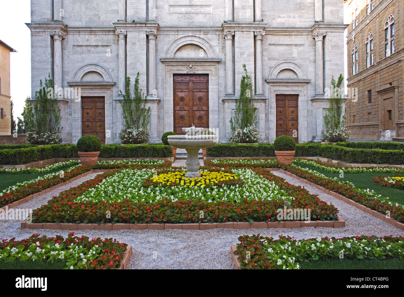 Pienza, Tuscany, Palazzo Piccolomini Duomo in May Stock Photo - Alamy
