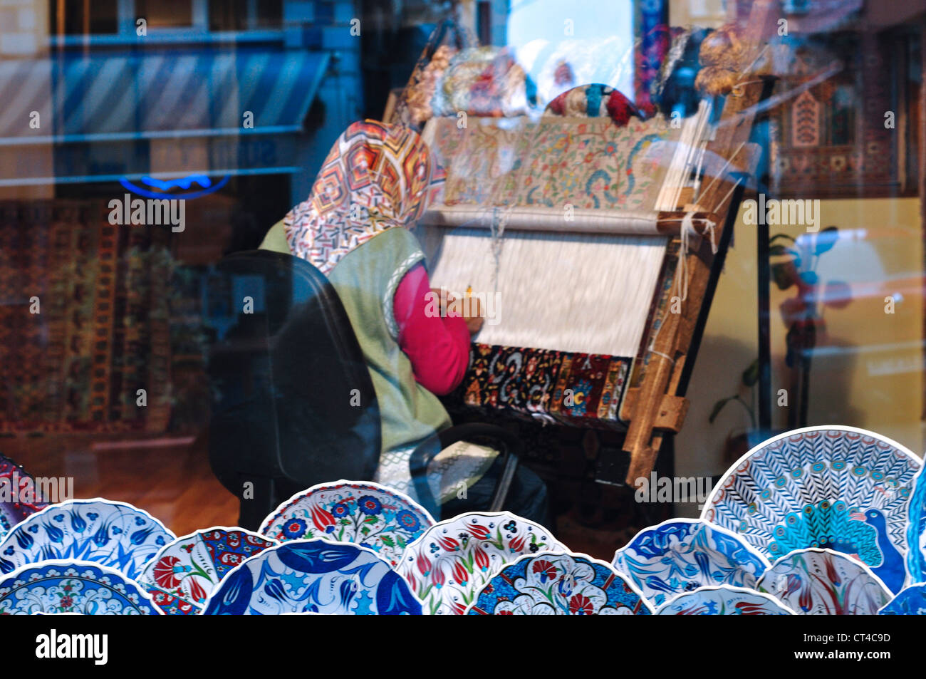 Rug weaving turkey hi-res stock photography and images - Alamy
