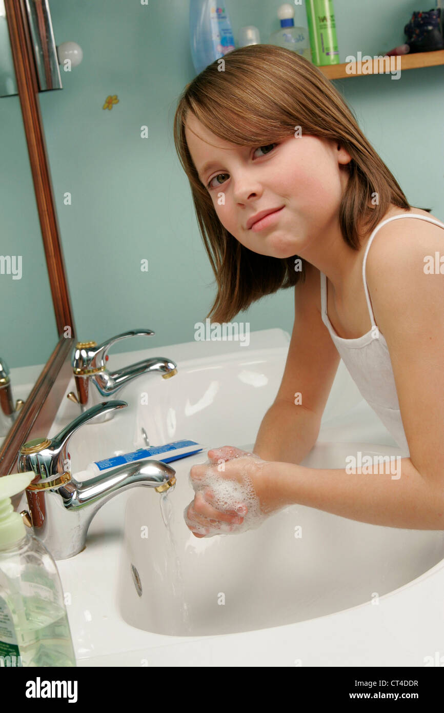 HAND WASHING, CHILD Stock Photo - Alamy