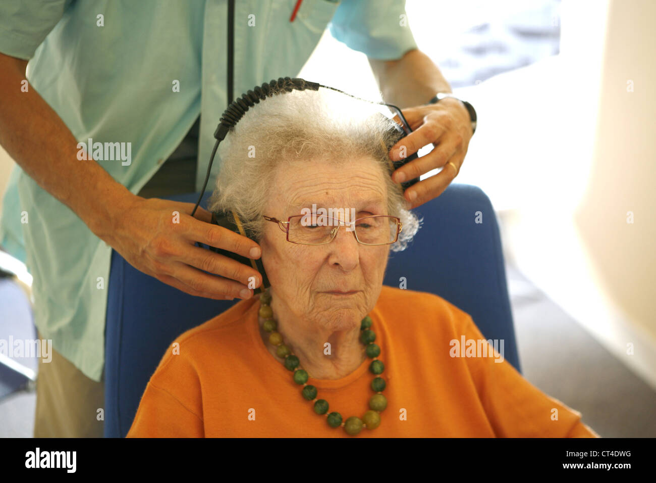 AUDIOMETRY, ELDERLY PERSON Stock Photo - Alamy