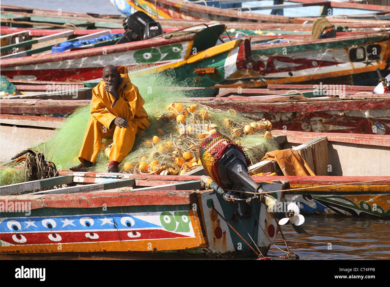 African fishing ports hi-res stock photography and images - Alamy